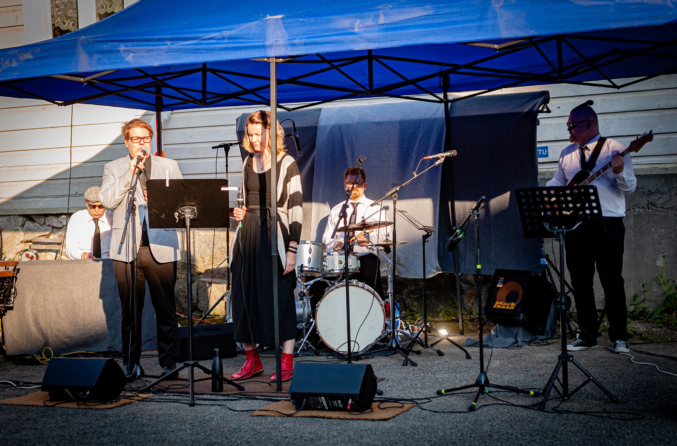 Kulmaklubin kuvakooste - Kulttuurimedia